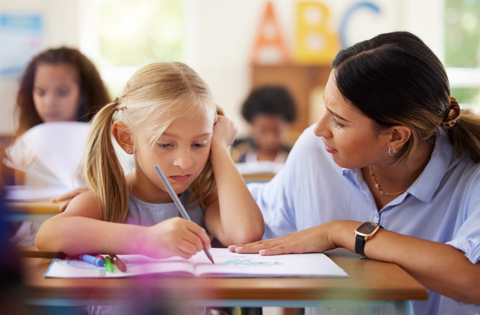 Queensland union turns down $100,000 pay offer per teacher - Education ...